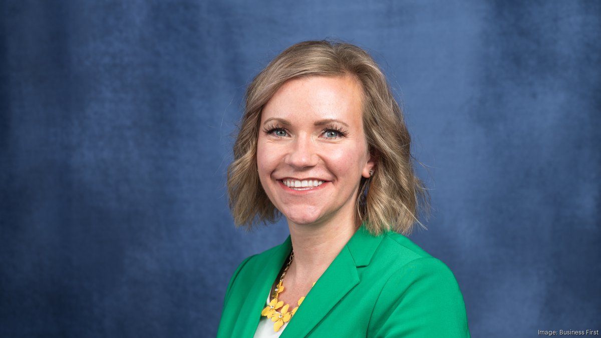 Ashley Lowry of UNOVA Coworking named a 2023 Buffalo Business First 40 ...