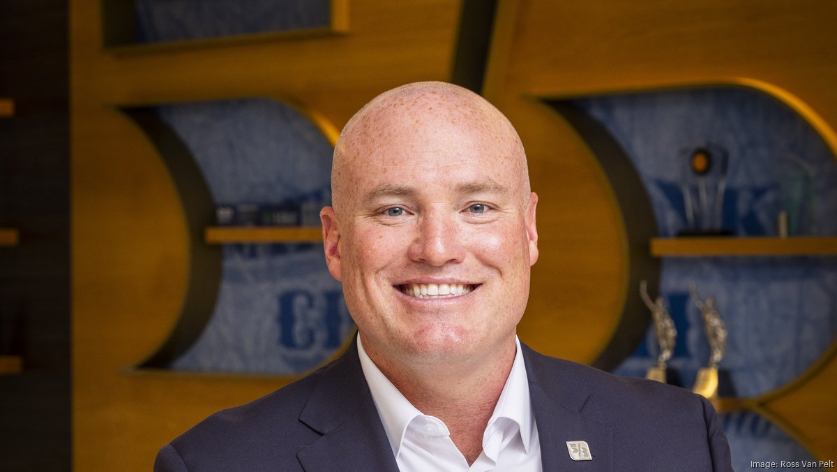 This is Fifth Third Bank's newest Dayton executive - Dayton Business ...