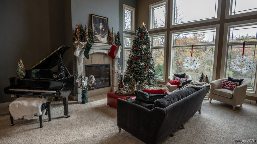 Delafield home of former Mrs. Wisconsin Laura Swan showcased as ...