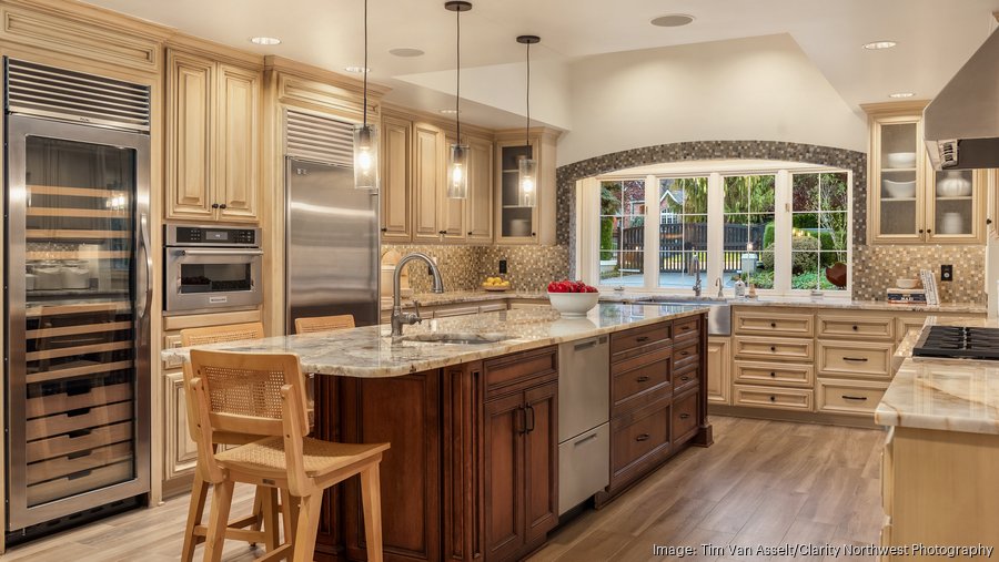 Nick Coluccio's Issaquah manse goes on the market - Puget Sound ...