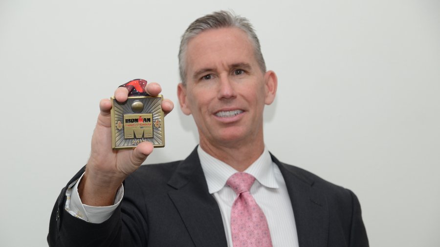medal in hand2