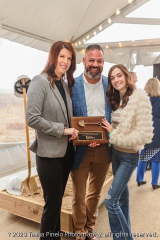 Janszens make major gift for Cincinnati Children's Union location ...