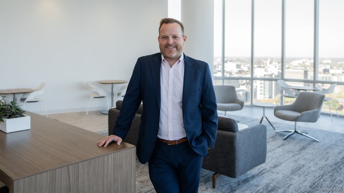 Benjamin Pavlik, Johnson Financial Group — Top Corporate Counsel ...