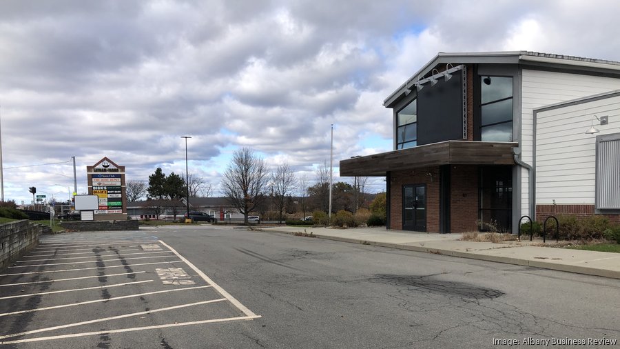 Chick Fil As Latham Location Near Exit 6 Is Stuck In Neutral Albany