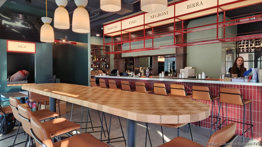 Spaghetti Warehouse shows off 'trolley' and more ahead of downtown ...