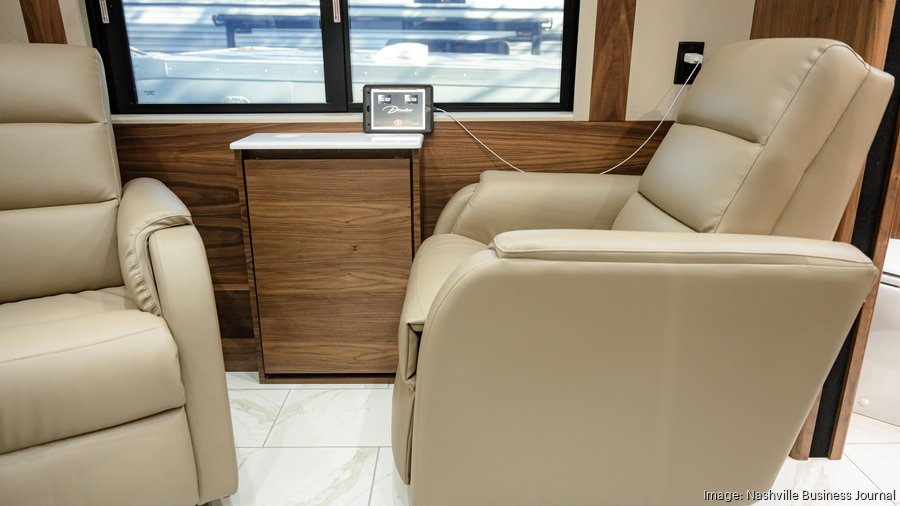Dreamliner Luxury Coaches becomes largest entertainer coach company in ...