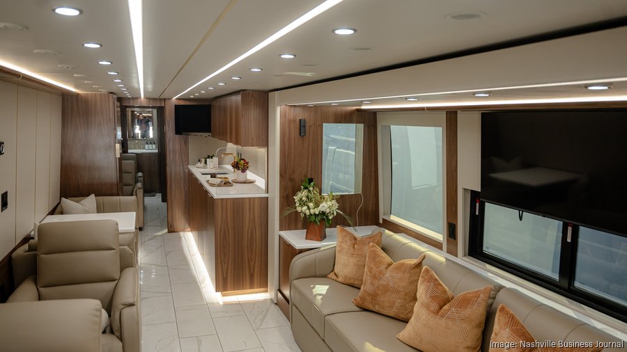 Dreamliner Luxury Coaches becomes largest entertainer coach company in ...
