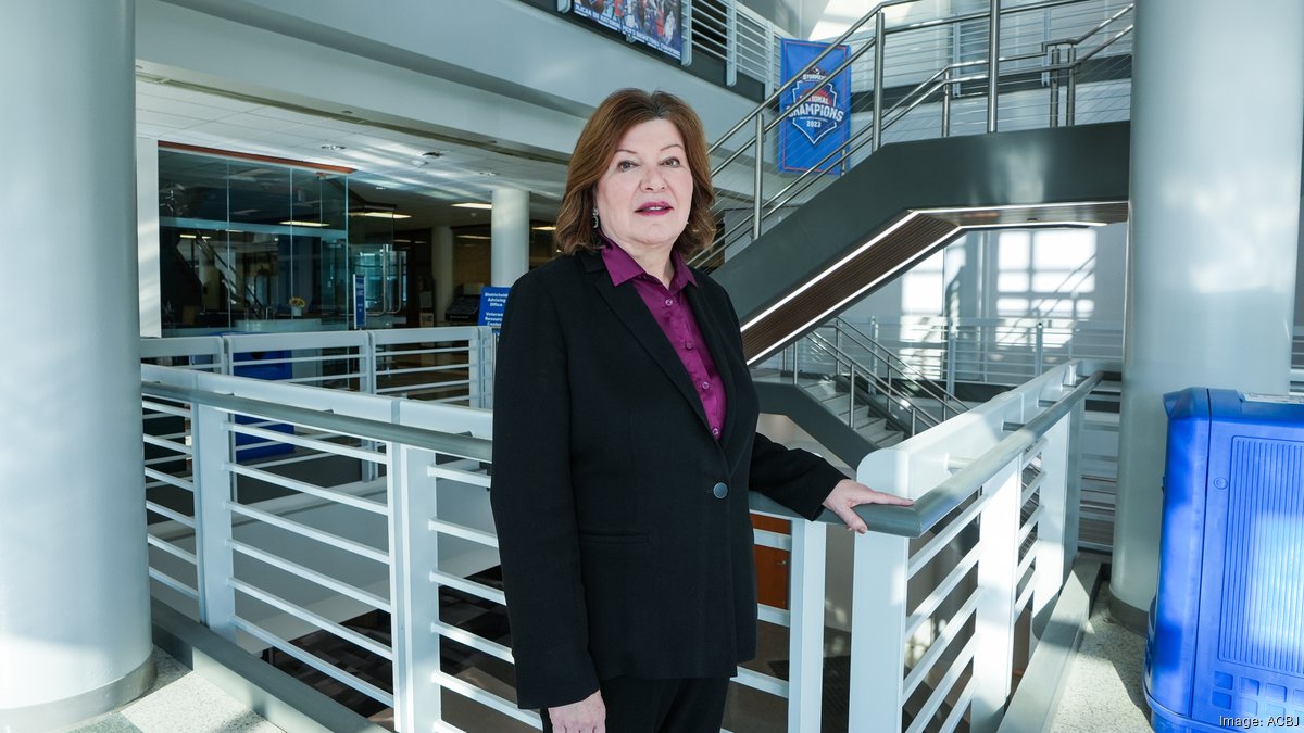 Vicki Martin, Milwaukee Area Technical College — Executive of the Year ...