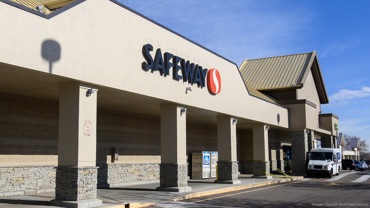 UFCW Local 7 expands Safeway strike, King Soopers may join - Denver ...