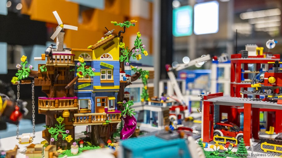 The Brickery: Lego-themed cafe opens at Newport on the Levee ...