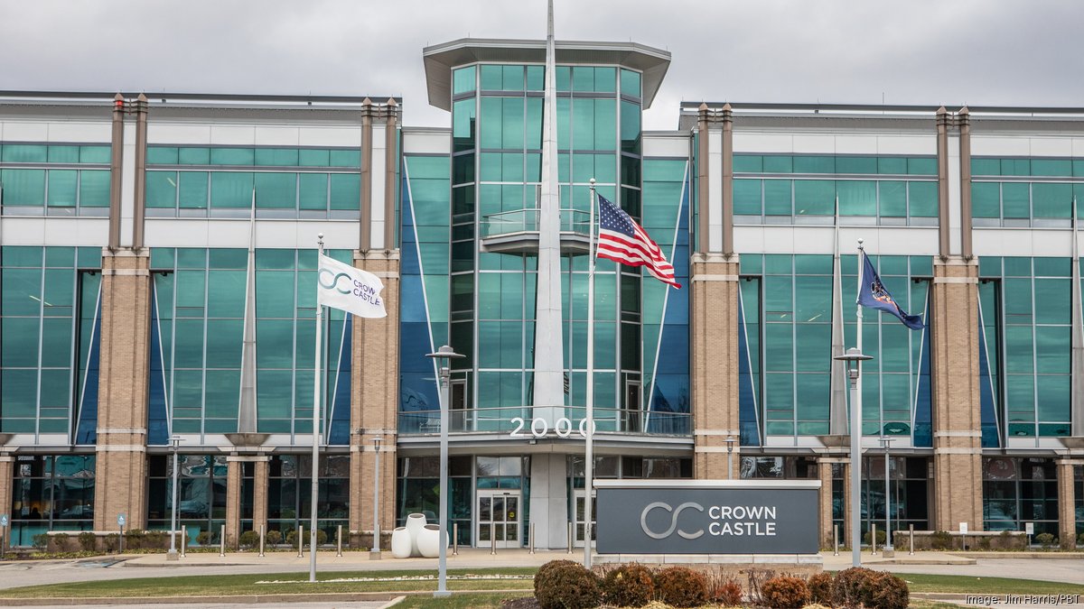 Former Crown Castle CEO Ted Miller launches proxy battle for company ...