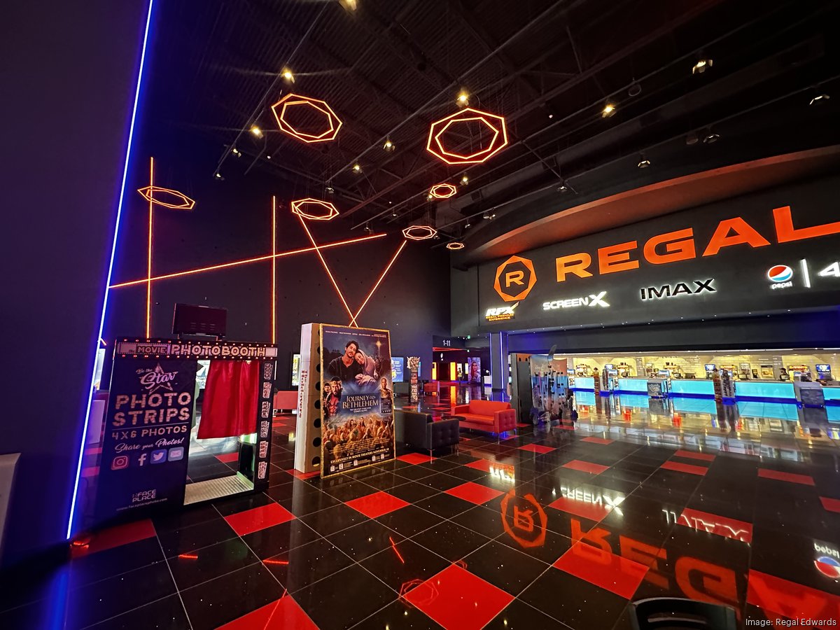 Edward Regal Cinema Movie Theatres With Recliners Relax While