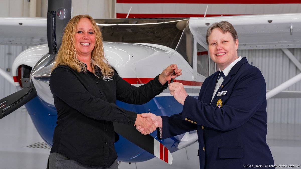 Textron Aviation delivers 6 Cessna airplanes to the Civil Air Patrol ...