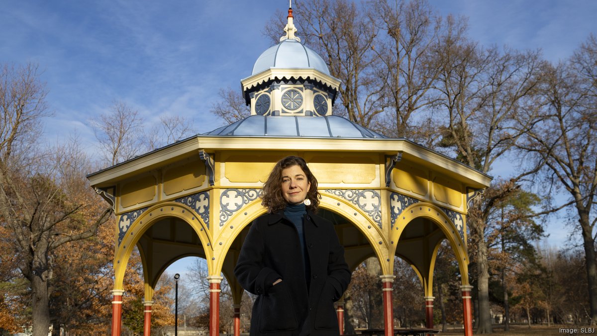 St. Louis Character: Author Elsa Hart draws on experience living abroad ...