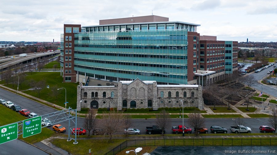 Highmark building will soon be vacant; owners plan to woo new tenants ...