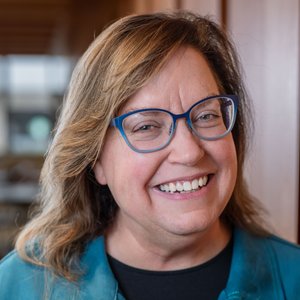 Justine Hedge, Cassandra Bryan Design - Wichita Business Journal
