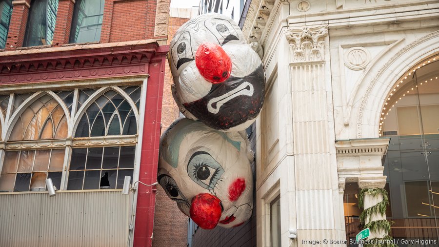 Giant inflatable clown heads are just what Boston needs right now ...