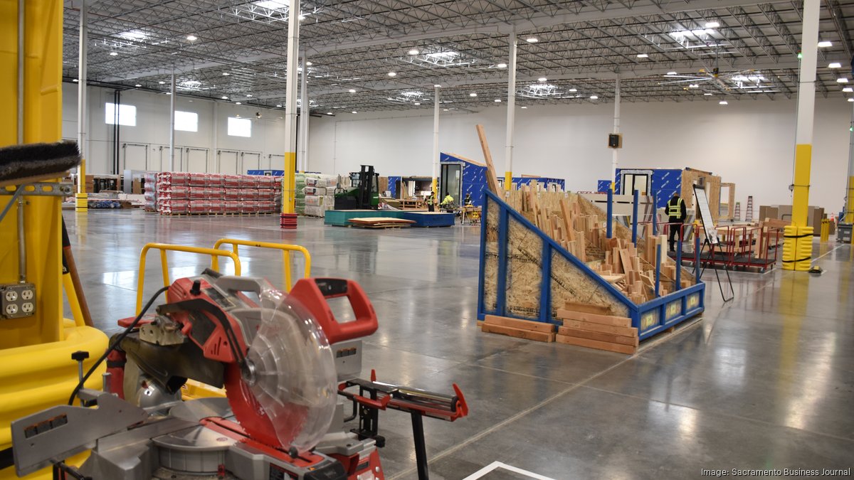 PHOTOS: Aro Homes factory makes zero-carbon engineered homes ...