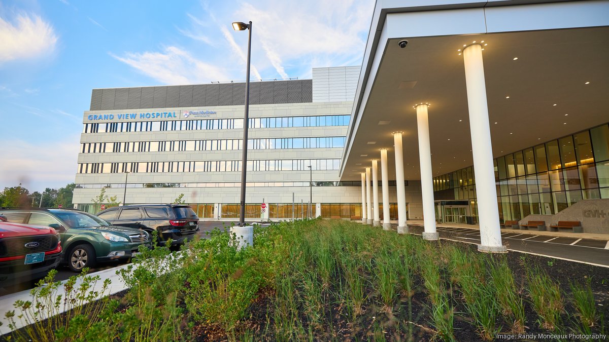 Grand View Health sets target date for St. Luke's merger deal ...