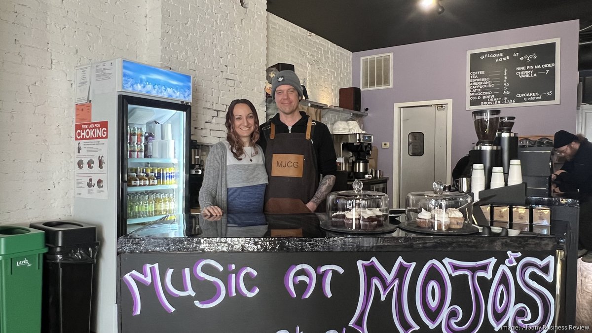 MoJo's Cafe and Gallery opens in Troy in old Superior Merchandise ...