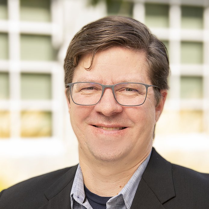 Kay Mackenzie's Instagram, Twitter & Facebook on IDCrawl