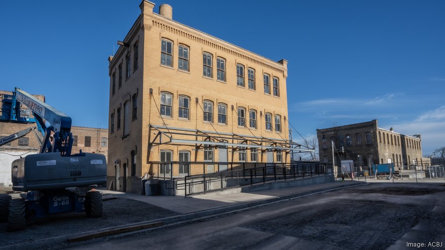 The Inclusive Bean cafe opens at Jeffers' Belle City Square in Racine ...