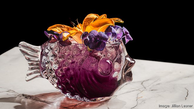 Scotley Innis takes over food and beverage at Hotel Indigo Williamsburg ...