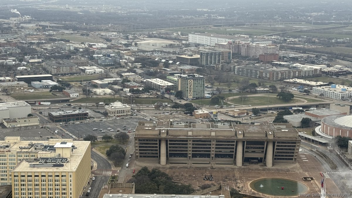 Ray Washburne, architects pitch different visions for Dallas City Hall ...