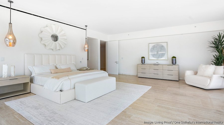 Eric Kenneth Seiff of Blockchange Ventures buys Surfside condo at Four ...