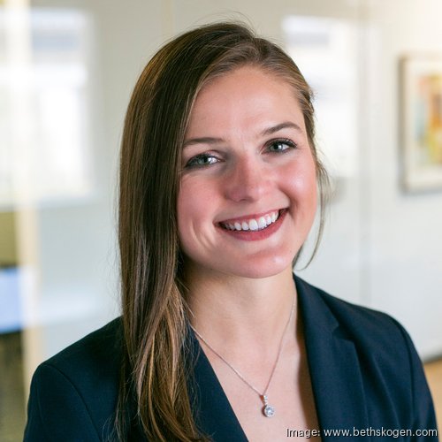 Ariana Carney's Instagram, Twitter & Facebook on IDCrawl