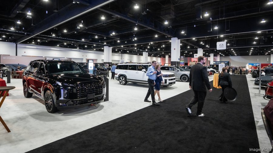 First look at 2024 Greater Milwaukee Auto Show and its opening gala ...