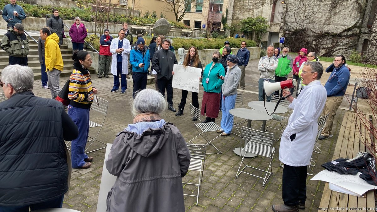 OHSU faculty hold protest in support of ousted dean of medicine ...