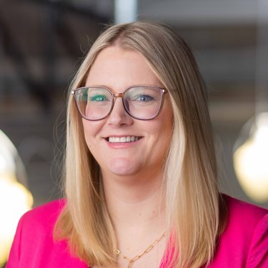 Jennifer Stiles's Instagram, Twitter & Facebook on IDCrawl