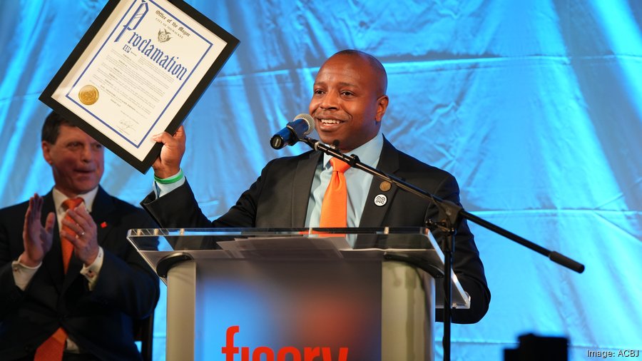 See Fiserv's new downtown HQ as it opens with 600 employees: Slideshow ...