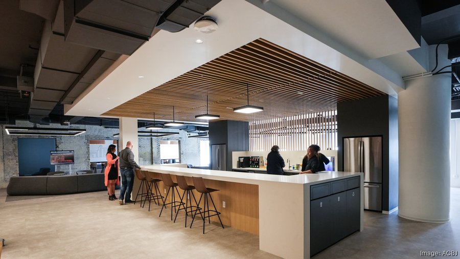 See Fiserv's new downtown HQ as it opens with 600 employees: Slideshow ...