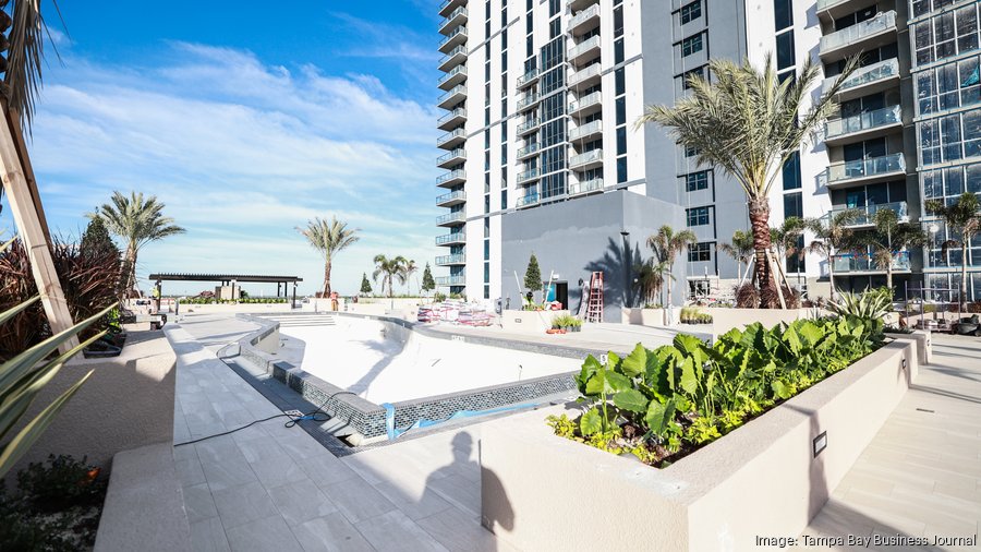 AER tower in downtown Tampa makes construction progress - Tampa Bay ...