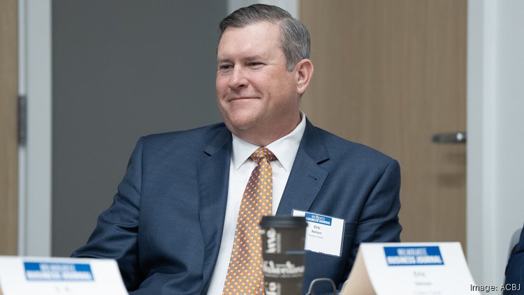 Employers like Fiserv drawn to downtown Milwaukee's momentum ...