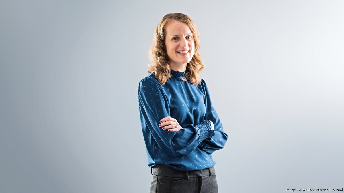 40 Under 40: Dr. Julie Kolinski, Froedtert & the Medical College of ...