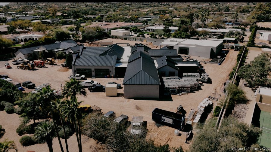 Katrina Barrett lists luxury mansions - Phoenix Business Journal