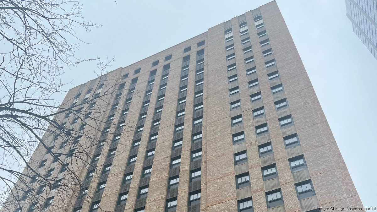 Holsten Real Estate redevelops YMCA into apartments - Chicago Business ...