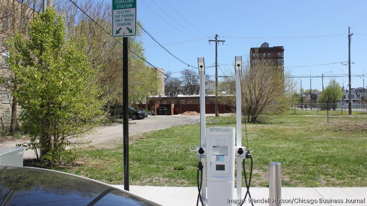 ComEd unveils new public EV charging stations on South Side - Chicago ...