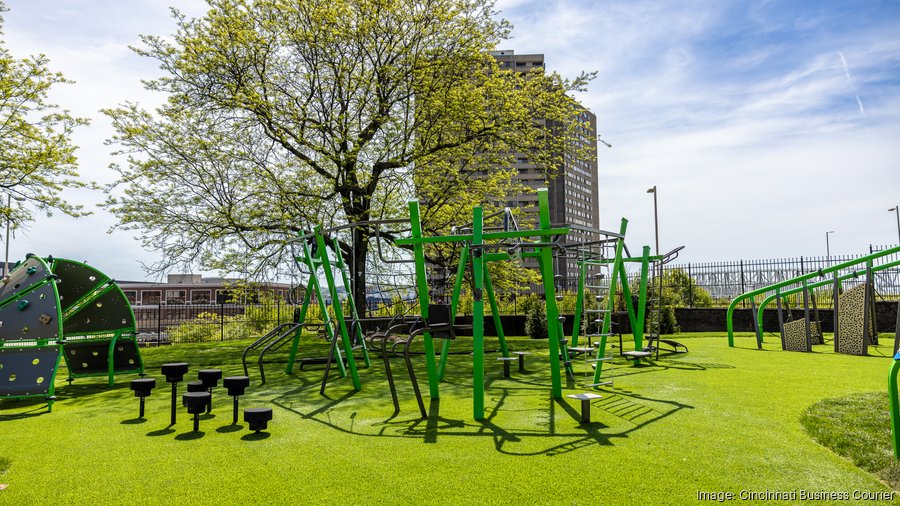 Cincinnati's Lytle Park reopens after $5 million overhaul - Cincinnati ...