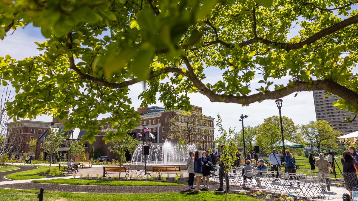 Cincinnati's Lytle Park reopens after $5 million overhaul - Cincinnati ...