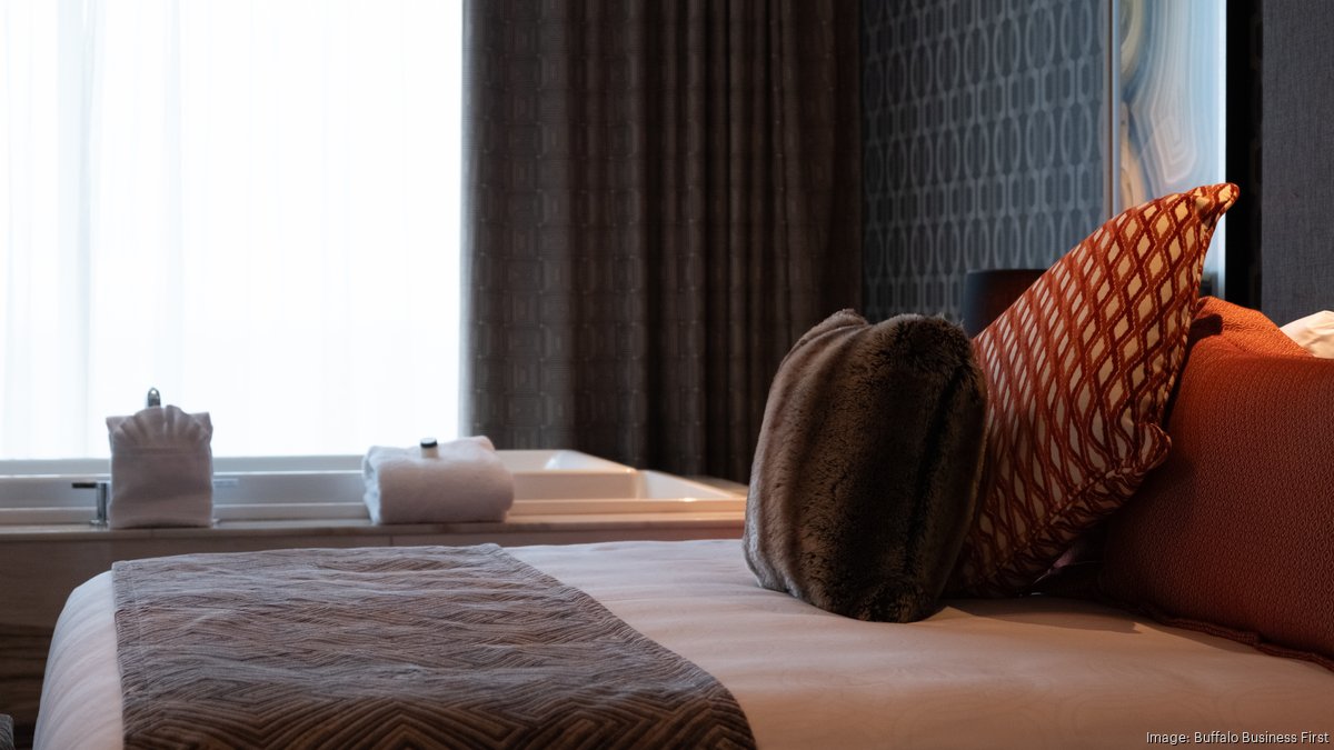 Seneca Niagara Resort & Casino is largest hotel in WNY for 2025 ...