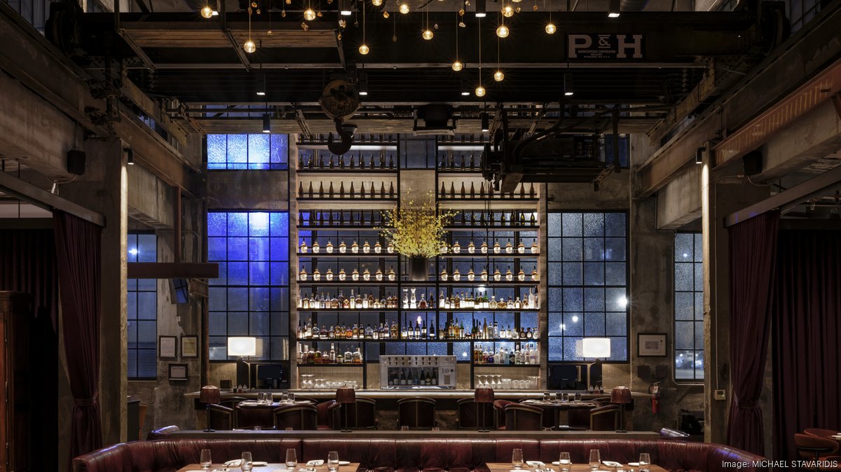 Downtown Memphis restaurant Amelia Gene's design at One Beale - Memphis ...