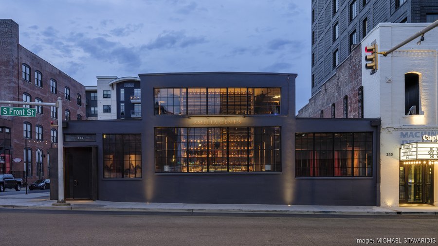 Downtown Memphis restaurant Amelia Gene's design at One Beale - Memphis ...