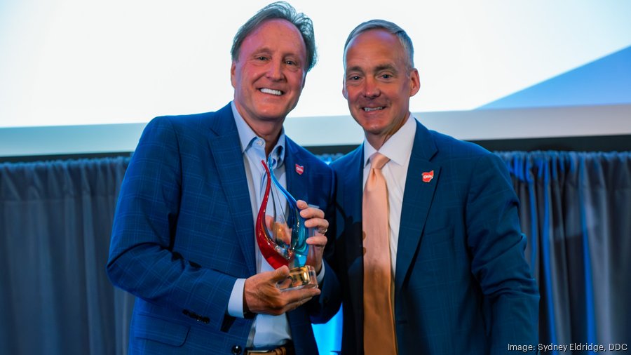 Scott McGohan receives Dave Hobson Dayton Region Advocate Award ...