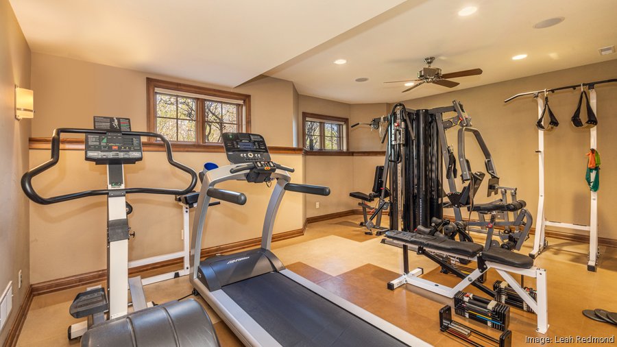 Mequon home on Lake Michigan with dance studio, dog wash listed for $2 ...