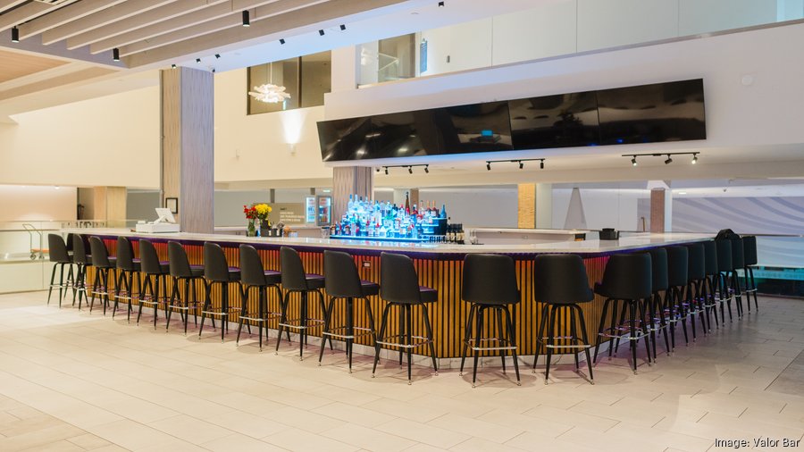 Steve's Chicken, Lasoon and Valor Bar open at Pearlridge Center ...