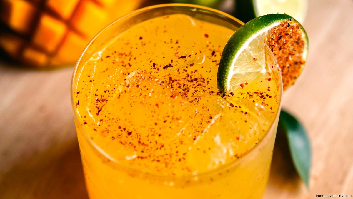 Tii Cup's 10th location brings spiked boba to Uptown Minneapolis ...